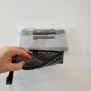 HOBO | Bags | Nwt Hobo Kimi Leather Card Stacker | Poshmark